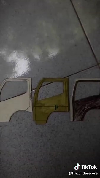 Tutorial Membuat Pintu Miniatur Truk dari Kardus