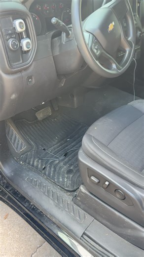 Just transformed this client’s black Chevy truck with our full in and out detail ✨🚗 Here at Dapper Detailing Co. we take pride in making your car look “dapper” again 🧼🎩 Looking to give your ride the care it deserves? WE COME TO YOU! Dm us on Instagram @dapperdetailingco 💨 💌 thedapperdetailingco@gmail.com 📍Serving the Northwest Arkansas Area #cardetailing #mobiledetailing #satisfying #fyp #trending