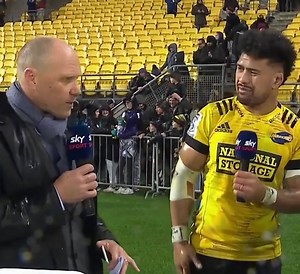 230K views · 2.8K reactions | Come on Goldie, sort it out mate. #SuperRugbyAotearoa | Super Rugby NZ | Facebook