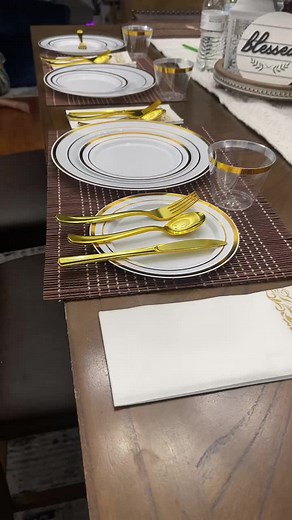 #fypシ#foryoupage#tiktok #viralvideo#plastic #plates#setup