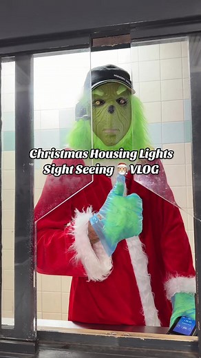 Christmas Road Trip Vlog: Discover Festive Lights