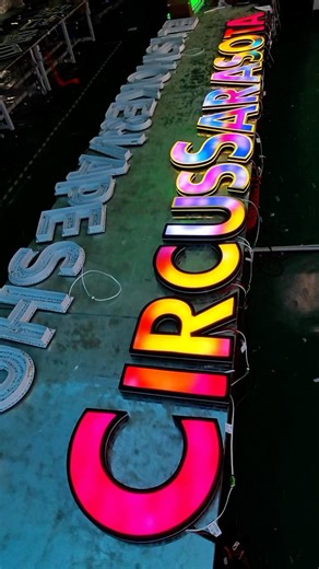 XD optics on Instagram: "Use luminous characters to make your brand everywhere! #infinitymirrors #signage #ledneon #ledlight #signature#lightbox #ledsign#neonlight#diyideas#signshop #signmaking#signfactory"