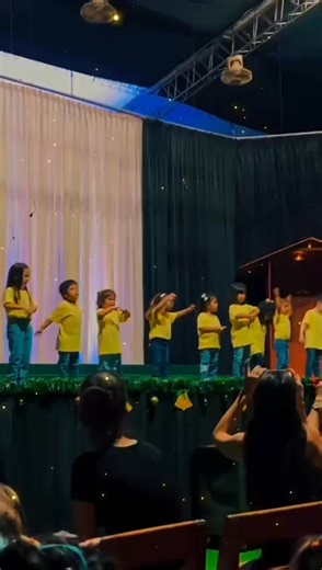 🎄✨ Elementary Christmas Program | December 5th ✨🎄 Our elementary students joyfully presented their Christmas Program on December 5th, sharing the true meaning of Christmas through songs, performances, and heartfelt moments. It was a beautiful celebration filled with joy, creativity, and the message of hope and love that Christmas brings. We are so proud of our students for their hard work and enthusiasm, and grateful to everyone who joined us to celebrate this special evening. 🤍🎶 A night to 