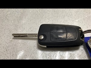 How to replace the battery of the Opel Zafira key