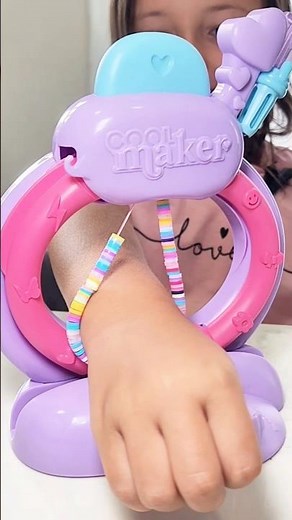 Lorraine is LOVING her Cool MAKER Stack'd Heishi Bracelet Studio Kit #GIFTED #coolmaker