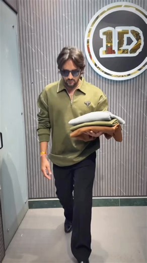 One direction thane on Instagram: "Order:- Take screenshots on what’s up For order No.9029991959 IMPORTED SHIRT… ✨ Size:-M to XXL All India 🇮🇳 Delivery✈️ Shipping Charges Extra 💸💸💸 Order:- Take screenshots on what’s up me ❌:-no Cash On Delivery ☎️:- 9029991959 #outfit #imported #fashion"