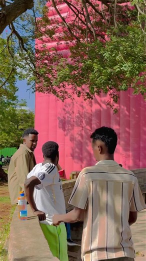 Hilarious Public Prank in the United Kingdom