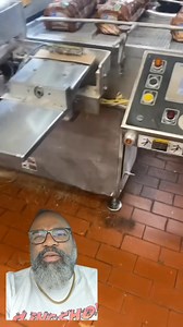 Wait a minute they aint using the same bread is they? | Mr. Fried Chicken