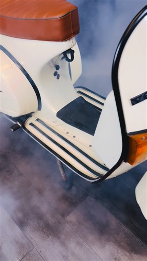 ORIGINAL PAINT Vespa PX200 iris💥lovely original condition all round, recent engine rebuild, runs like a Swiss watch 🛵💨👌🏻😎 “one of those scooters you could jump on and trust to take you across the country” 😎 £3595 ☎️ 01524 850800 or drop us a message, part exchange welcome along with all usual main dealer facilities 👍🏻 | PM Tuning Racing Products Ltd