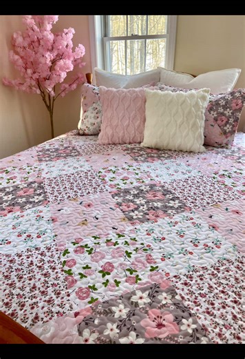 Transform Your Bedroom with a Beautiful Patchwork Quilt