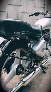 Electra 5 speed self start complete restore complete restore work Restoration modification ke liye contact kare Indian Bullet House Jaipur Rajasthan Mo. 097999 22933 #olbbullet #reels2023 #reels2024 #reelsvideo #reelsviral #royalenfieldindia #Wedparking #royalenfieldmotorcycles #royal #LaDoña2 #Reborn #reelsinstagram #reelstrending Royal Enfield Bullet CLUB Royal Enfield G2 Owners Club Trissur Indian Bullet House | Indian Bullet House