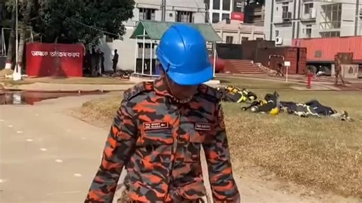 印度消防员印式训练