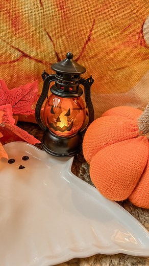 Martina Mohr | ✨ DIY-Zuckerwindlicht ✨ Lust auf eine einfache, funkelnde Deko-Idee? Mit Haarspray und Zucker zauberst du im Handumdrehen ein magisches... | Instagram