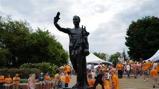 UT Professor suspended over Charlie Kirk comments sues, alleges 1st amendment rights violated