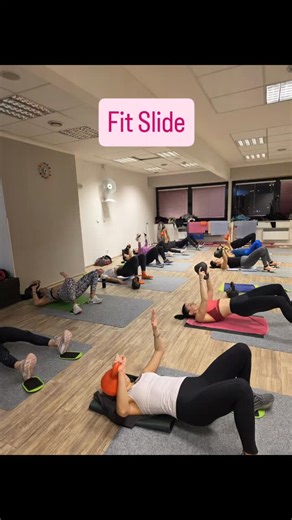 Fit Slide #slide #slidetraining #fitslide #sport #sportujeme | FIT Zóna TULIP Center Martin