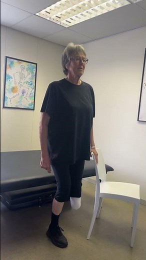 Single-leg squat: Amputee exercises