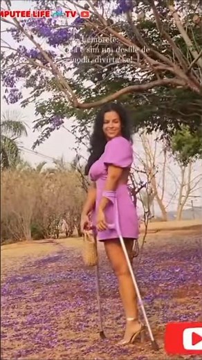 Amputee lady adaptive crutches life | one leg #crutching