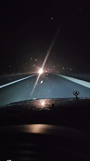 LED D2S 6000K взамен ксенона в дождь на трассе.