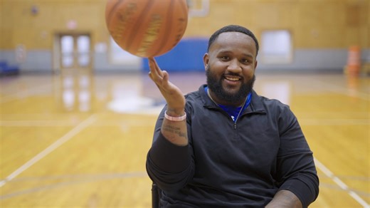 Stay tuned for our upcoming Spring ISD Alumni Story featuring Dekaney High School graduate Bryce Cruz. His journey is a testament to the excellence and determination found across Spring ISD—you won’t want to miss it. Estén atentos a nuestra próxima historia de antiguos alumnos del Distrito Escolar Independiente de Spring, protagonizada por Bryce Cruz, graduado de la Escuela Secundaria Dekaney. Su trayectoria es un testimonio de la excelencia y la determinación que se encuentran en todo el Distri
