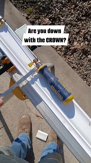 It's narrow easy crown. #crownmolding #coping | James Burner