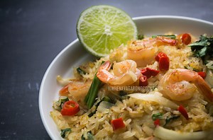 Thai Fried Rice | Khao Pad - When A Vagabond Cooks
