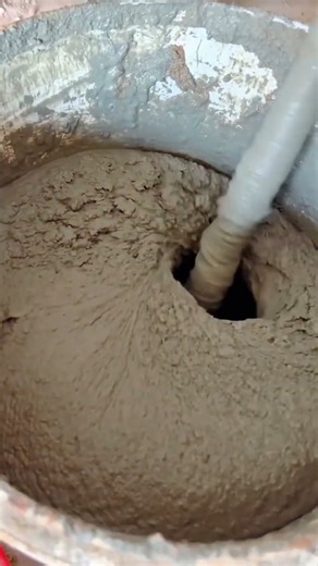 Tutorial on making and smoothing a neat mortar mix that is suitable for plastering and construction