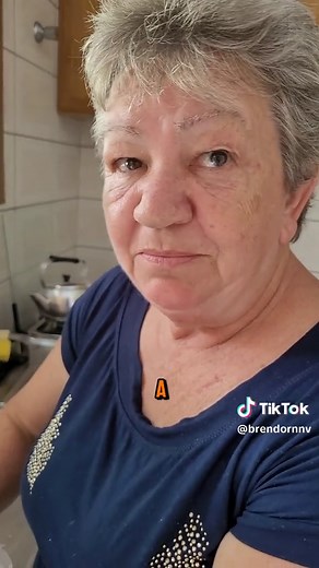 Tutorial de edição de vídeo CapCut com efeito Bullet Time