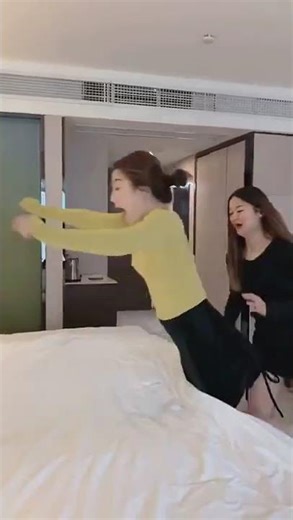 The king size bed room I promised was amazing #funny #fun #laugh