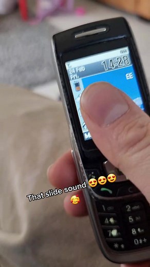 Samsung D500 Slider Phone from the 2000s