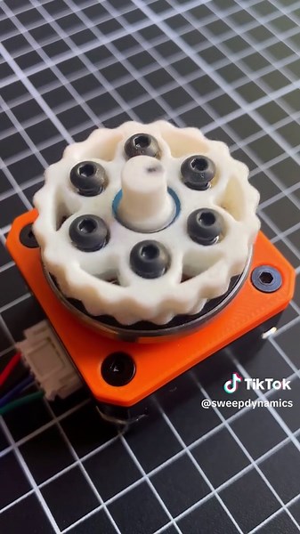 The true speed of our 20:1 cycloidal drive. Even paired with a tiny 23mm Nema 17, this actuator packs a punch 🤛 #3dprinting #techtok #makersoftiktok #steppermotor #diyrobot #roboticarm