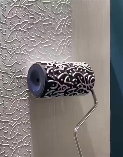 Patterned paint roller in action | Mabu Rental