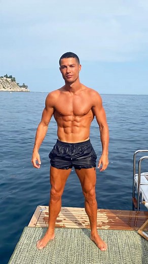 Messi and Ronaldo the goats 🐐🇦🇷🇵🇹 #fyp #viral #messi #ronaldo #football #viktorzlatev12