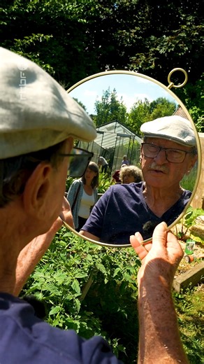 19K views · 272 reactions | Georges Kaisin est un jardinier qui aime partager son expérience avec les visiteurs du jardin ditactique de Nature & Progrès. Isabelle Salesse a rencontré cet amoureux de la Nature. | Jardins et Loisirs - RTBF | Facebook