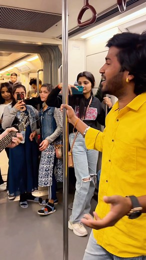 Ayodhya Aaye mere Ram 🚩#delhimetro #viral . . YouTube - Ritiksinger_07 . . . . #jaishreeram🙏 #ram #ayodhya #rammandir #hindu #sanatandharma #sanatani #delhimetro🚅 #trendingreels #explore #reel #instagram #metro #reelitfeelit #jaisiyaram #sitaram #hanuman @aajtak @abpnewstv @chitraaum @swetasinghat @naughtyworld @punjabkesari @punjabkesari_pk | Ritik Singer