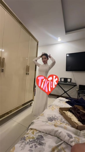 វីដេអូ​របស់ Densony (@den.sony.den.sony) ជាមួយ original sound - Lim Cartoon