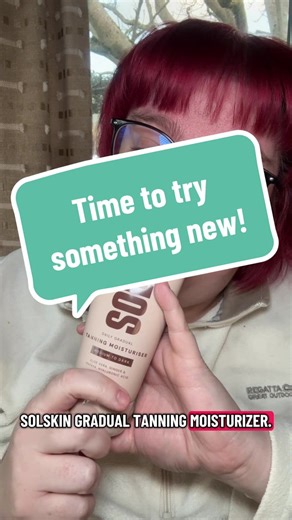 Trying GETSOLSKIN Gradual Tanner for the First Time