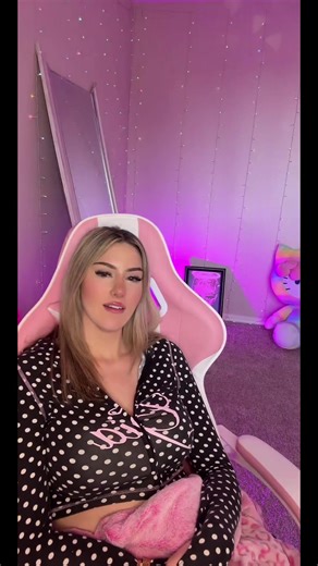 Got her in 4k saying this outloud @Bambi🧿 #superbowl #party