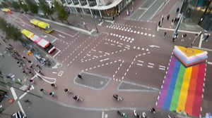 280K views · 6K reactions | As the busiest cycle path in the Netherlands, Utrecht's Vredenburg must be seen to be believed! Private cars are not allowed. Harri Vaarala | Dutch Cycling Embassy | Facebook