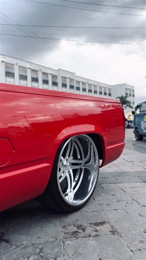 Victor Lopez | Freelance Photographer on Instagram: "A lady in red always turns heads 🥵 Fitment was on point with this clean static OBS 🔥 #droppedtrucks #streettrucks #staticlife #staticdrop #truckinaround #singlecab #truckporn #silveradonation #introwheels #obschevy"