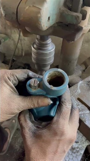 Satisfying Rust Removal on Motor Spare Part #RustRemoval #SparePartCleaning #short