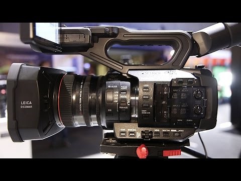 IBC2016: Panasonic 4K-Handhelds AG-UX180 and AG-UX90