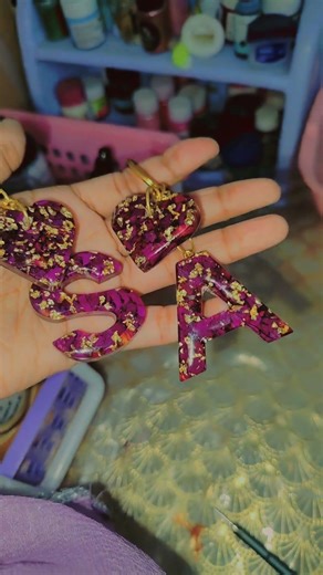 Resin keychain rose presurve resin keychain floral resin keychain beautiful resin keychain