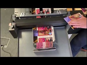 Hand folded mini cards with a single crease using the CreaseStream Auto-feed MkII