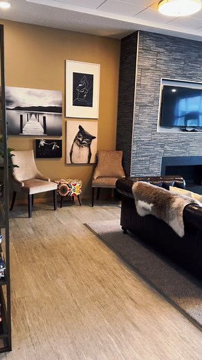 Live your best life at Kenwood Village! 1 bed / 1 bath available June 5th— modern finishes, in-unit laundry, A/C, garage parking & more. Steps from Caribou Crooked Pint! Snag it now before it’s gone! #DuluthLiving #KenwoodVillage | ShipRock Management