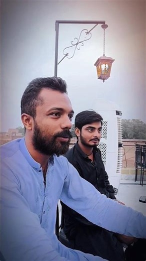 Boys In Lahore. #lahore #boyzz #badshahimosque #cityoflights