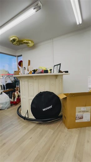 4.6K views · 62 reactions | ITS OFFICALLY CHRISTMAS MINI SEASON!! ❤️ | Naturally Twisted Photography | Facebook