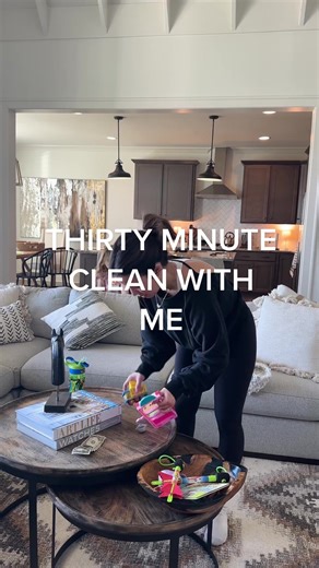Quick Cleaning Routine for Moms: Tidy Up in 30 Minutes