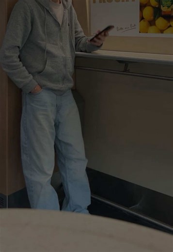 Exploring Sign Language: Connecting People Worldwide