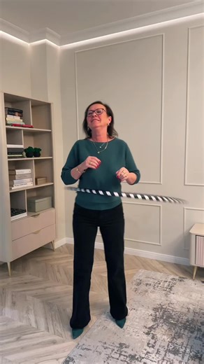 💃🏻⭕️💃🏻#jphulahoop #joy #vitality #hulahoop #hulahoopdance | Hula Hoop