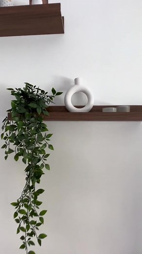Easy and Hassle-free Wall Shelf Installation with All Necessary Hardware